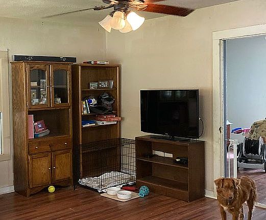 500 Whitehead St, Smithville, TX 78957 | Zillow