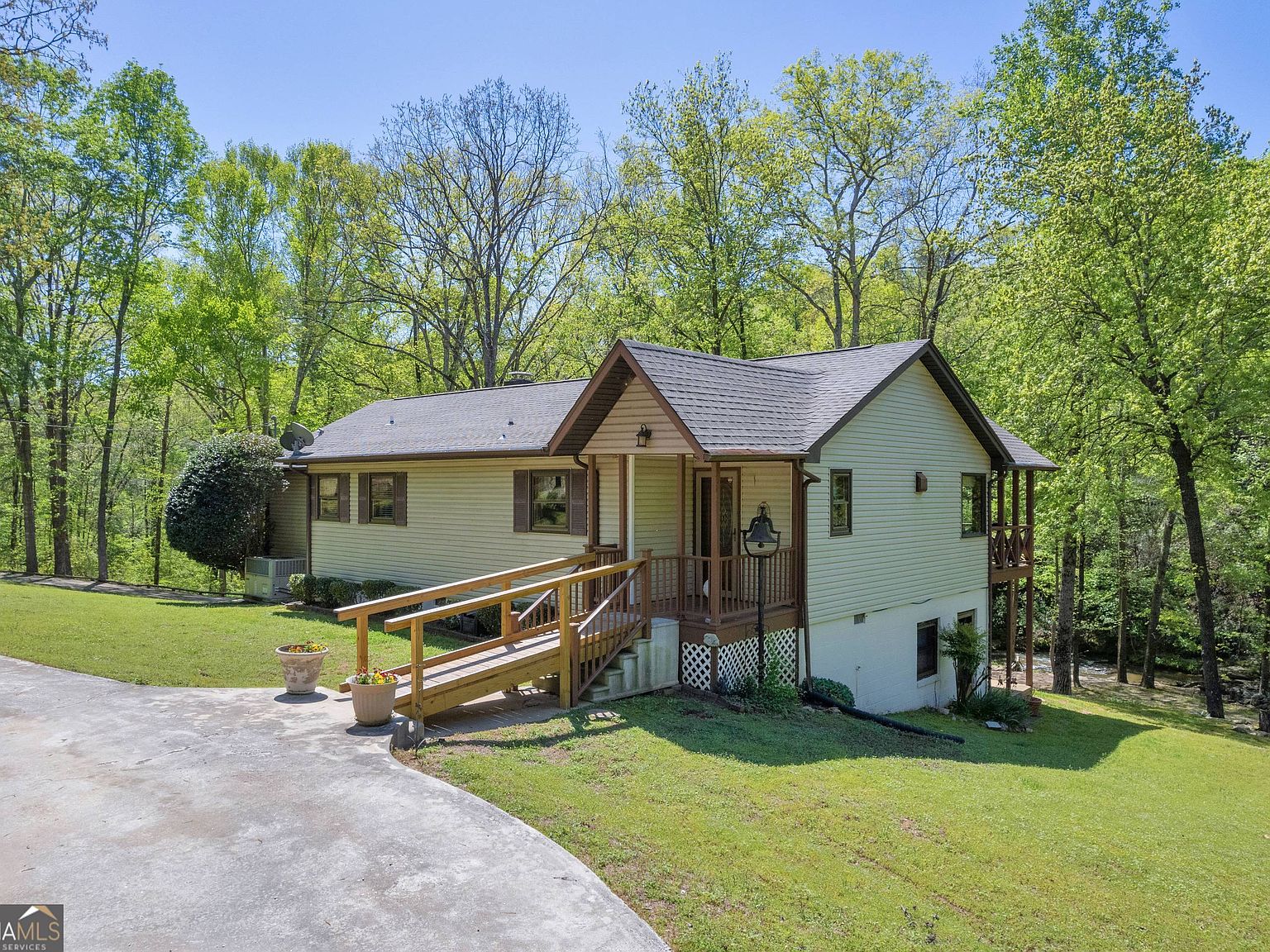782 Maxwell Mill Rd, Dewy Rose, GA 30634 | Zillow
