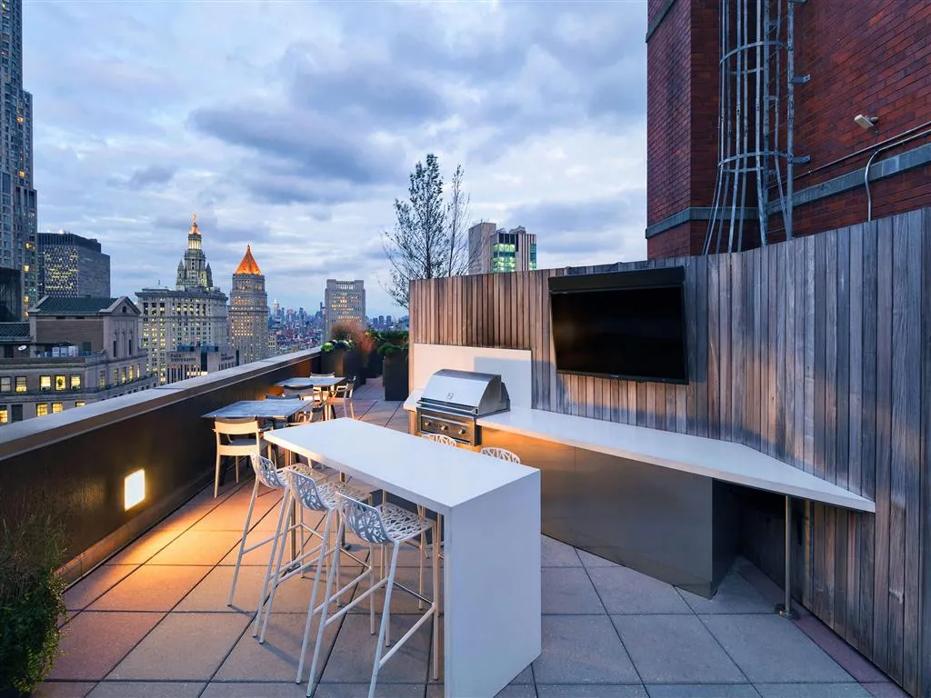 15 Cliff Street #7D in Fulton/Seaport, Manhattan | StreetEasy