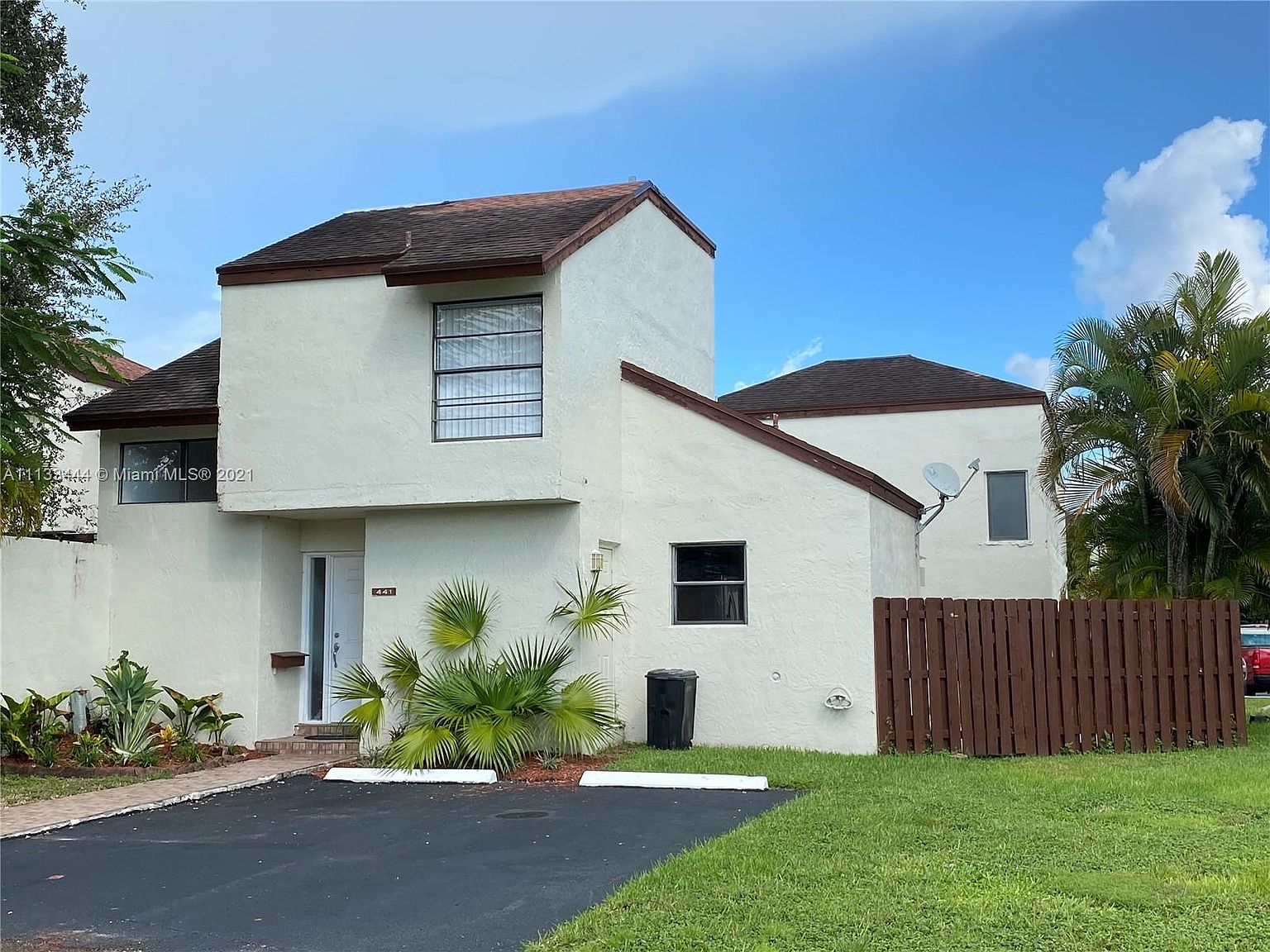 441 NW 97th Pl #441, Miami, FL 33172 | Zillow