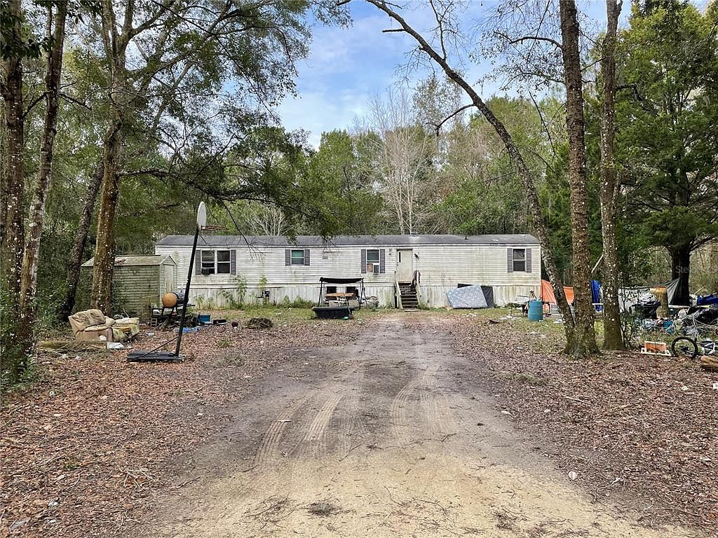 3561 SE 76th Ln, Inglis, FL 34449 | Zillow