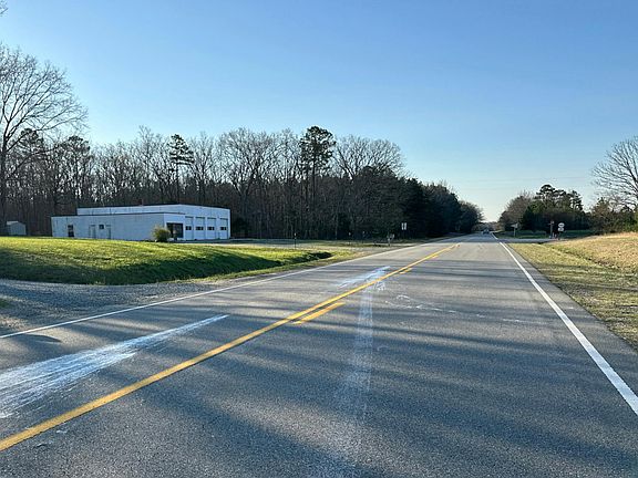 9384 Barnesville Hwy, Red Oak, VA 23964 | Zillow