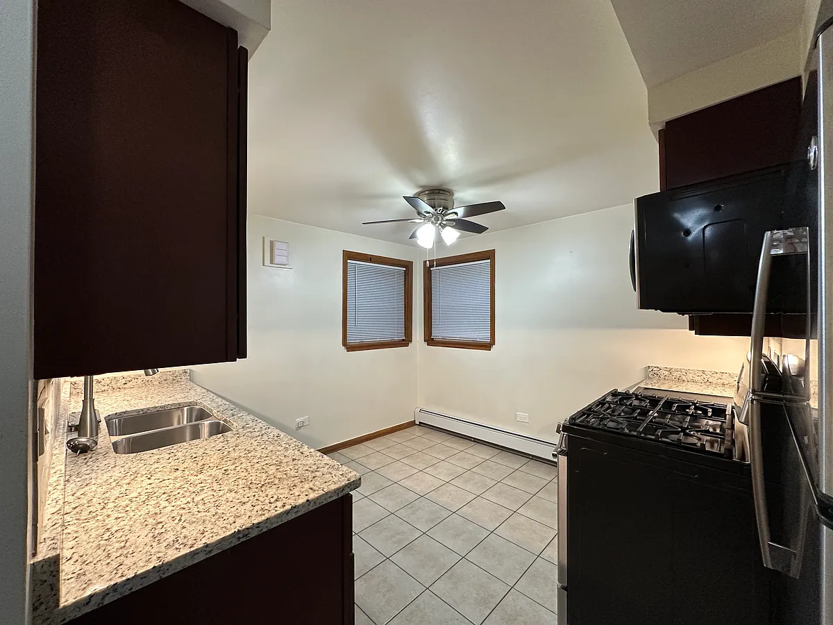 4908 N Harlem Ave Apt GE, Harwood Heights, IL 60706 | HotPads