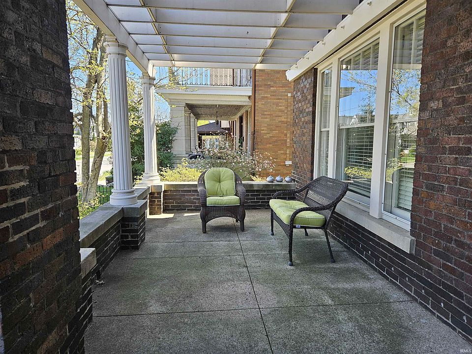 719 SE Riverside Dr, Evansville, IN 47713 | Zillow