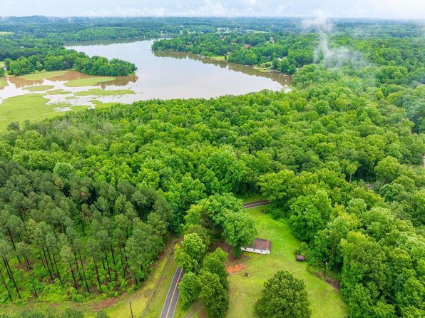 Campobello SC Real Estate - Campobello SC Homes For Sale | Zillow