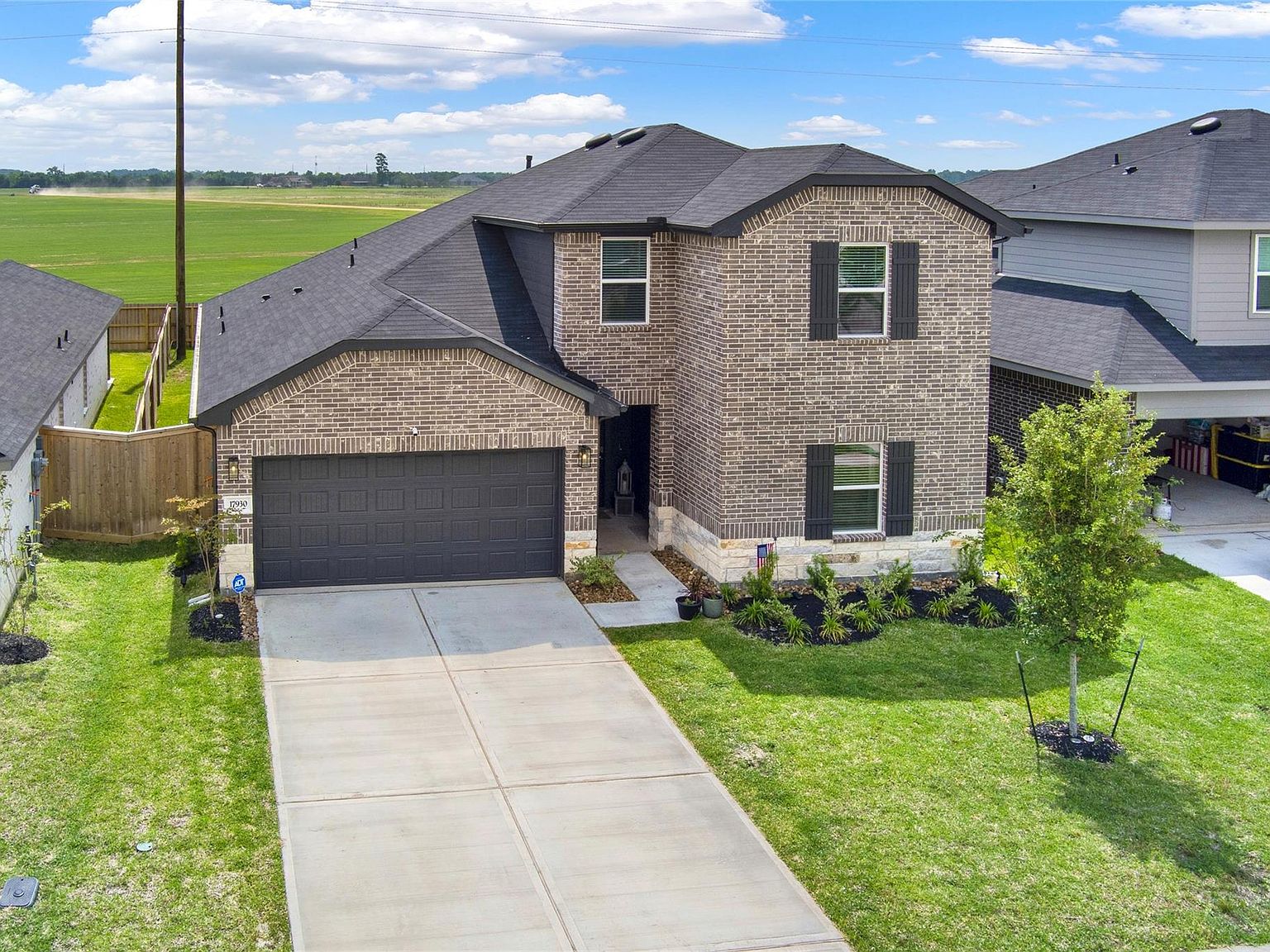 17930 Sommerset Falls Ln, Crosby, TX 77532 | MLS #1008824 | Zillow