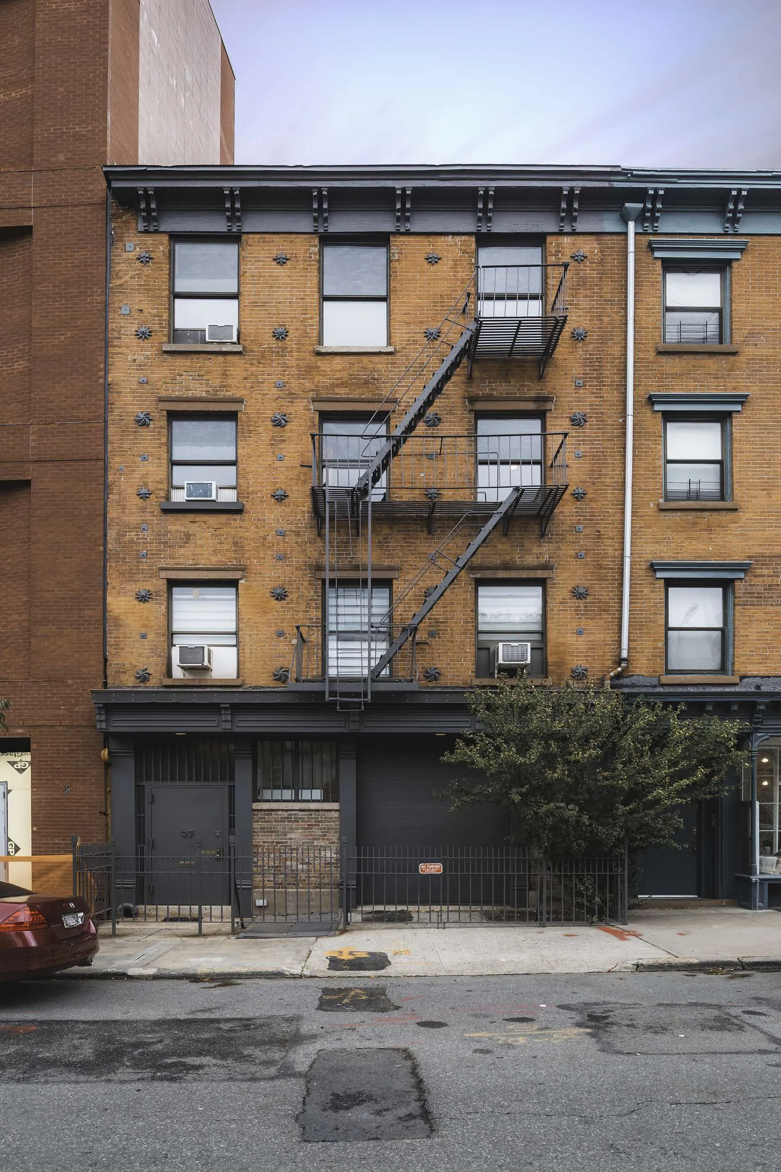 97 Grand Street #97 in Williamsburg, Brooklyn | StreetEasy