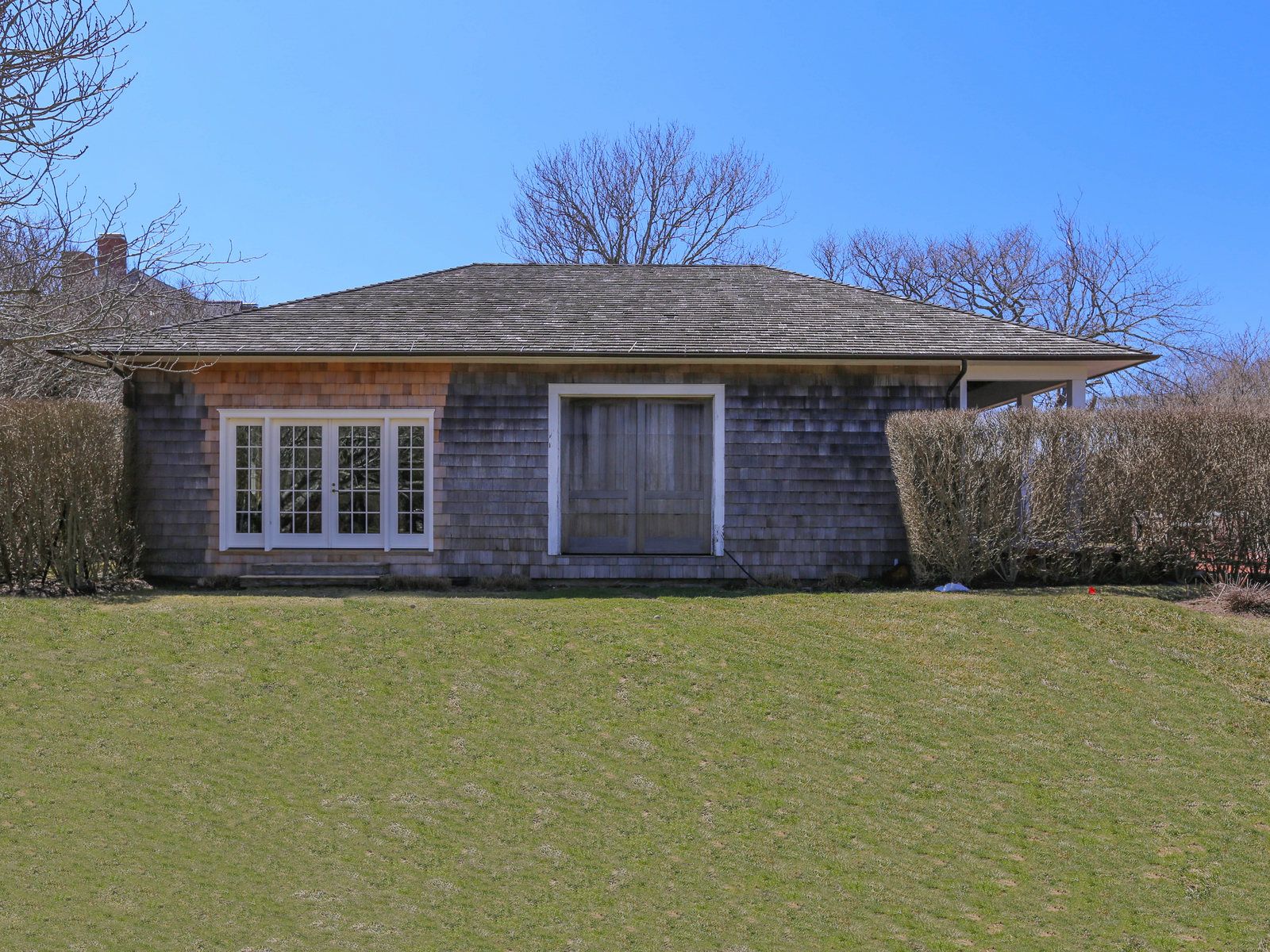 16 Drew Ln, East Hampton, NY 11937 | Out East