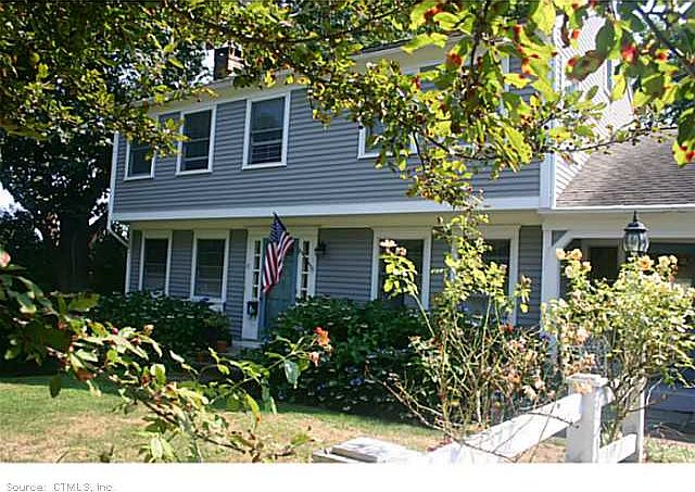 15 Burrows St, Groton, CT 06340 | Zillow