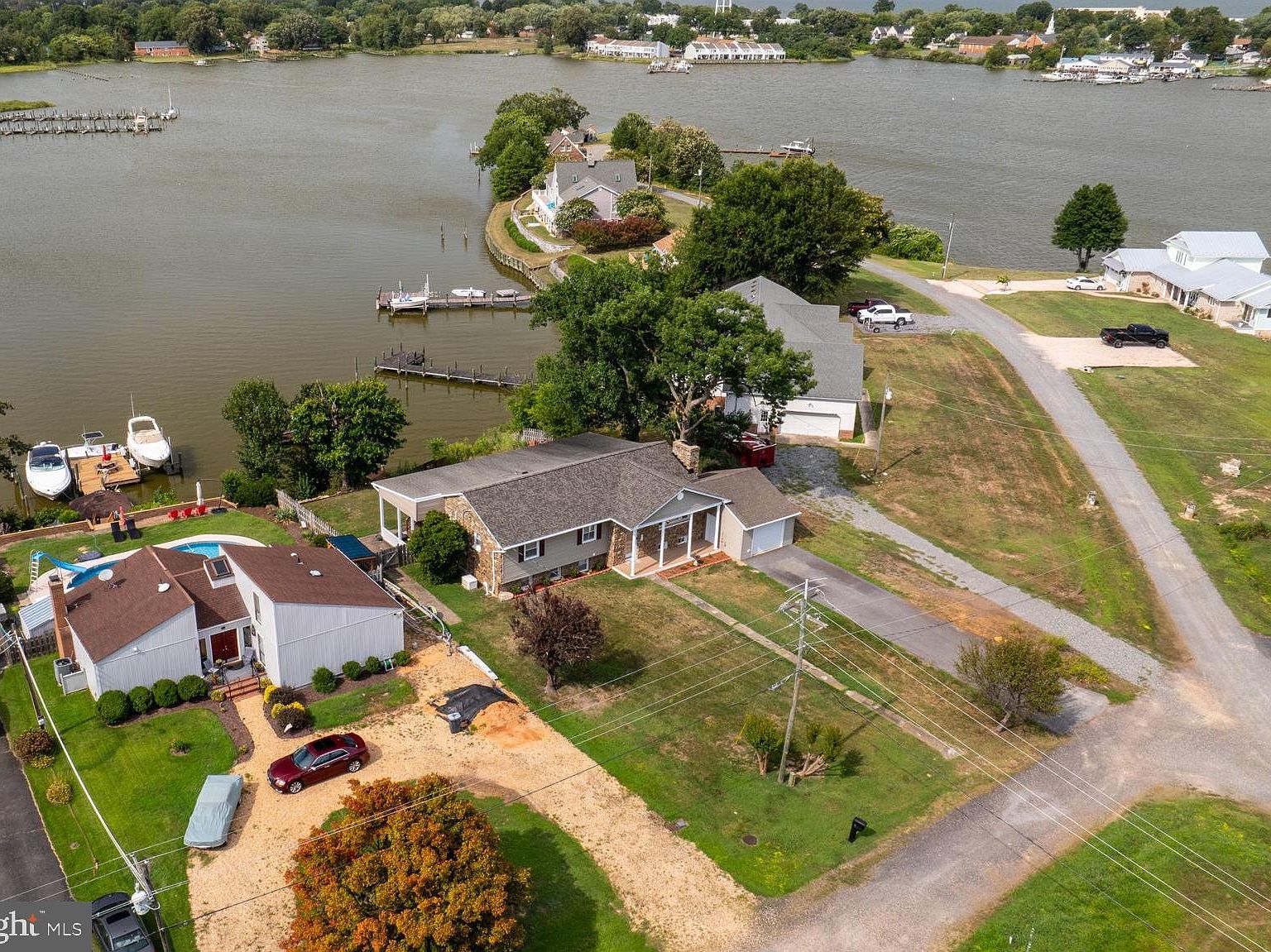 21 Waterview Point, Colonial Beach, VA 22443 | MLS #VAWE2008444 | Zillow