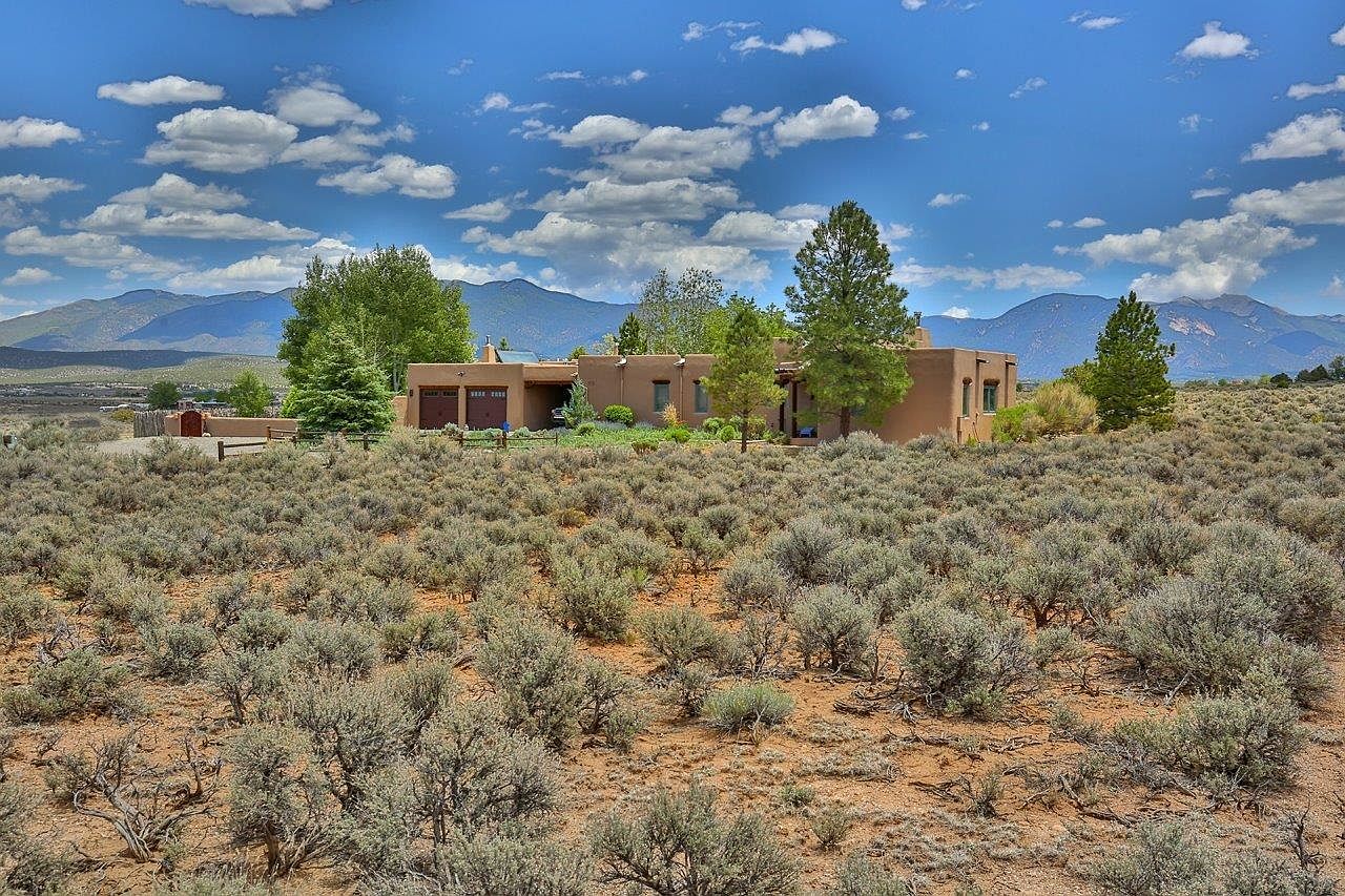 195 Coyote Loop E, Taos, NM 87571 | Zillow