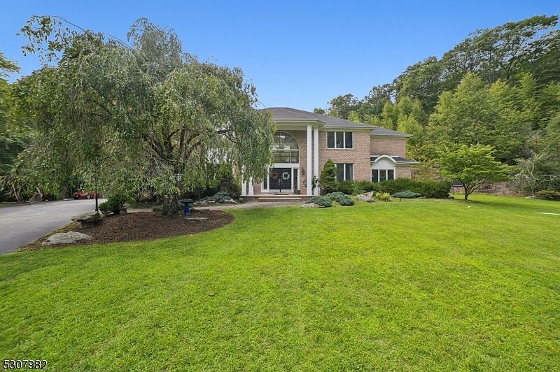 744 Ridge Rd, Kinnelon, NJ 07405 | Zillow