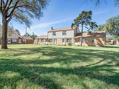 2701 E Harry St Wichita KS | Zillow