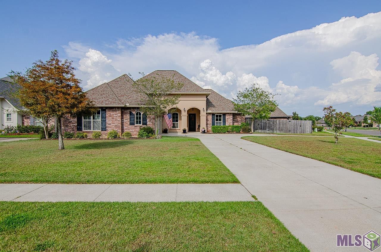 18028 Old Trail Dr, Prairieville, LA 70769 | MLS #2023013706 | Zillow