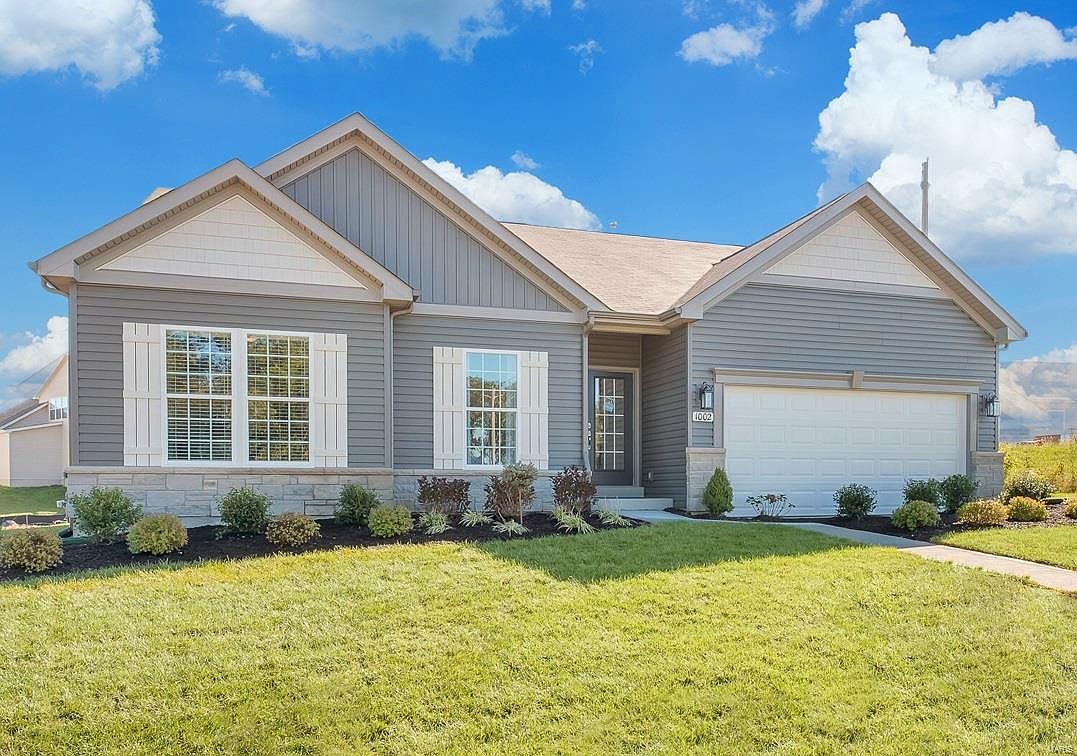 1 Rochester Summit Park Hls, Troy, MO 63379 | MLS #22065723 | Zillow