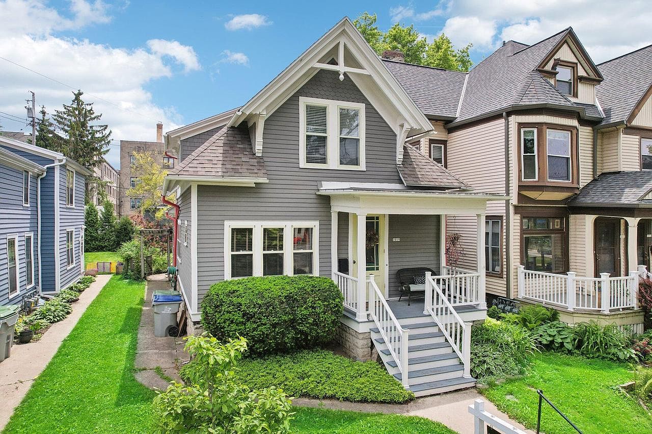 1019 East Kewaunee STREET, Milwaukee, WI 53202 | Zillow