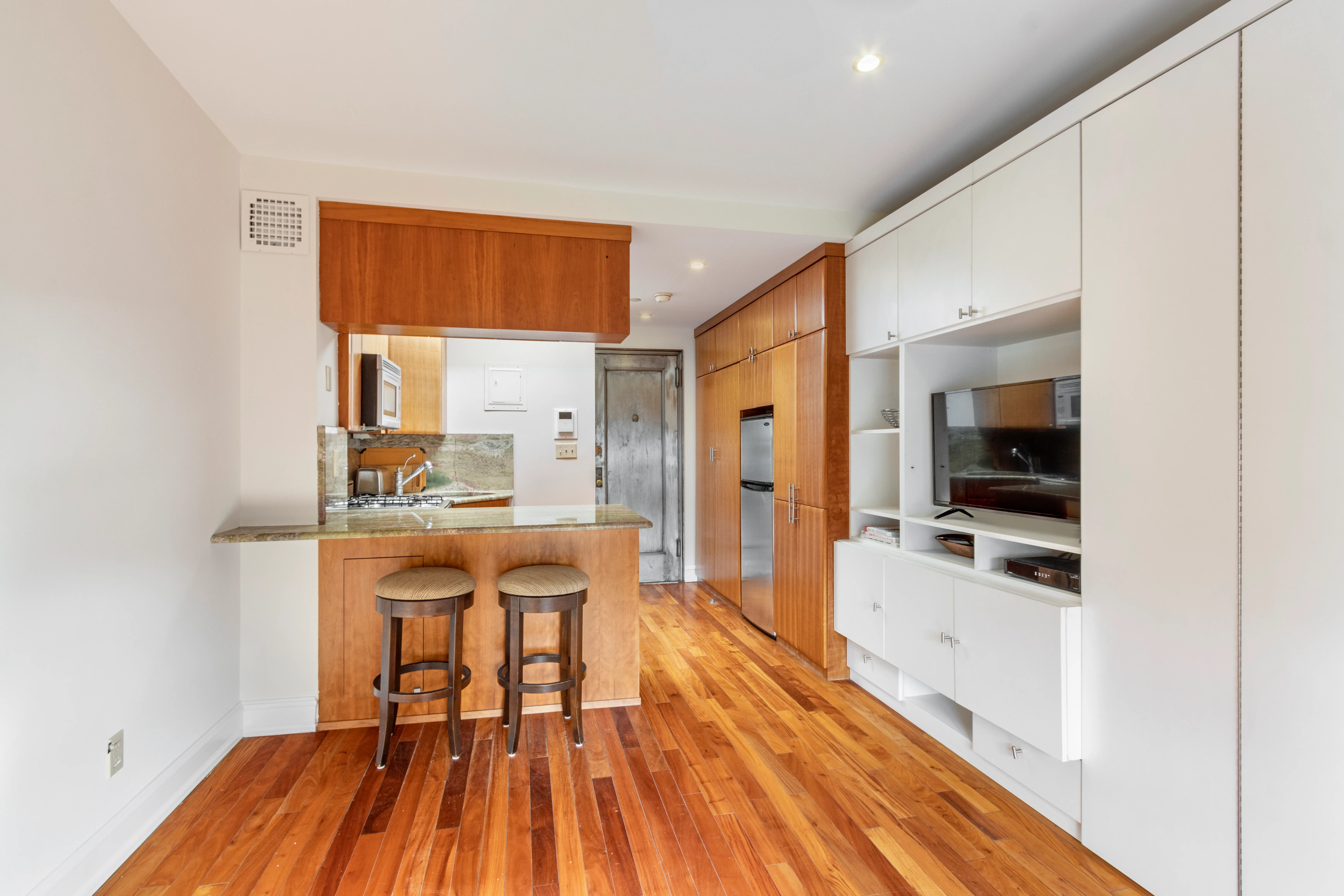 453 West 22nd Street #4F in West Chelsea, Manhattan | StreetEasy