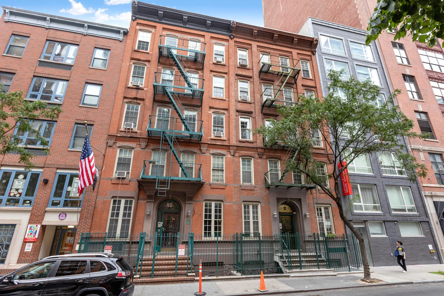323 West 43rd Street #4R in Hell's Kitchen, Manhattan | StreetEasy