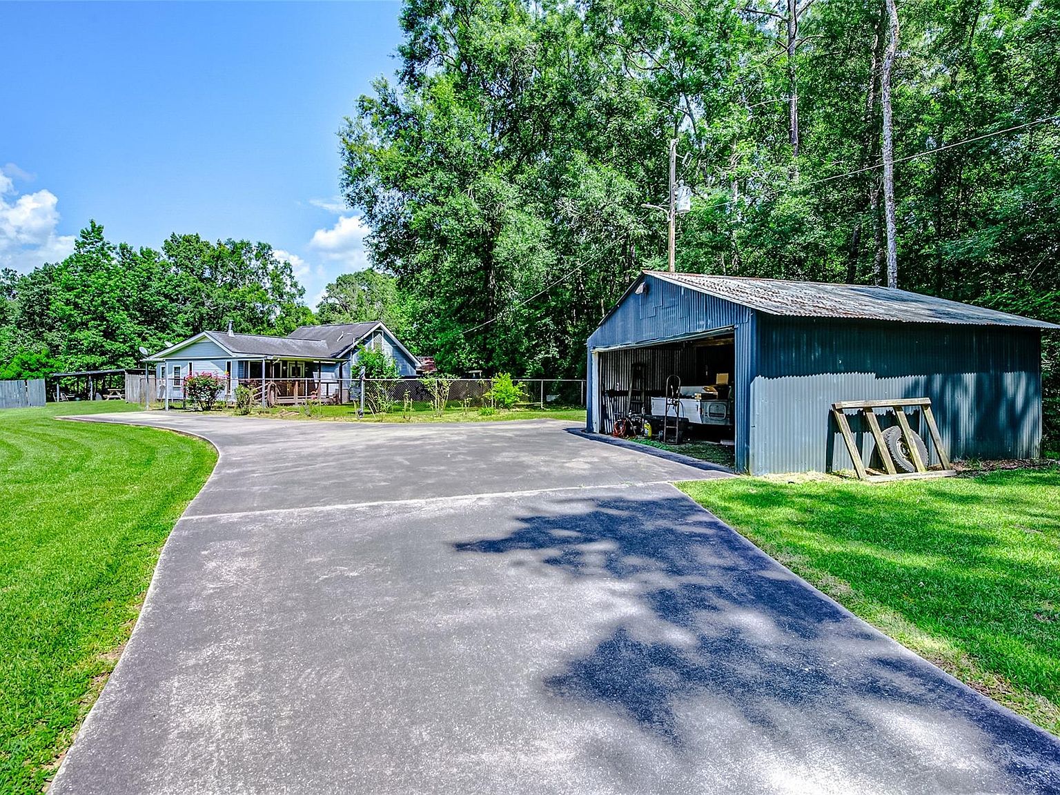 637 County Road 6502 E, Dayton, TX 77535 | MLS #74577036 | Zillow