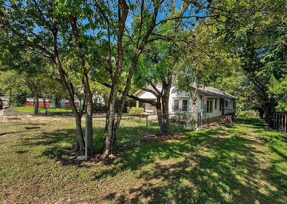 1710 S 5th St, Austin, TX 78704 | Zillow