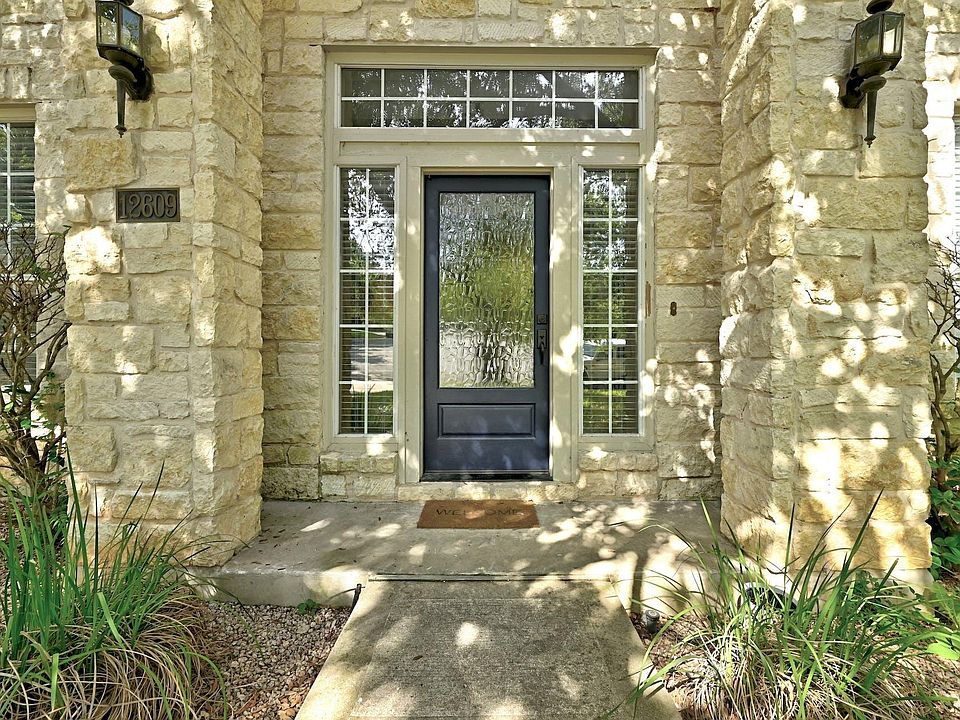 12609 Chittim Cir, Austin, TX 78732 | Zillow