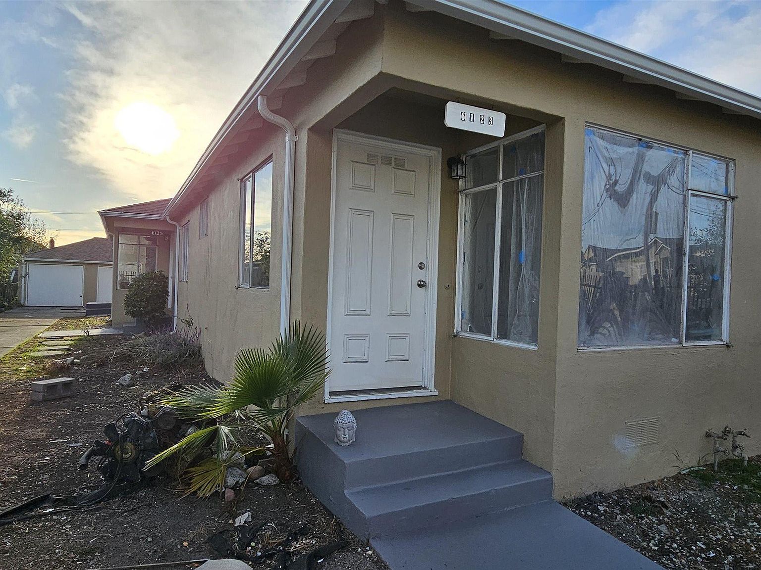 6123 Bromley Ave, Oakland, CA 94621 | Zillow
