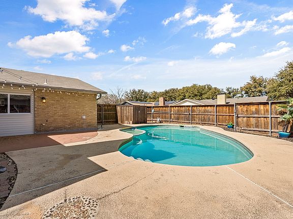 5025 Clover Valley Dr, The Colony, TX 75056 | MLS #20857740 | Zillow