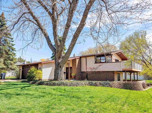 Neenah WI Real Estate - Neenah WI Homes For Sale | Zillow