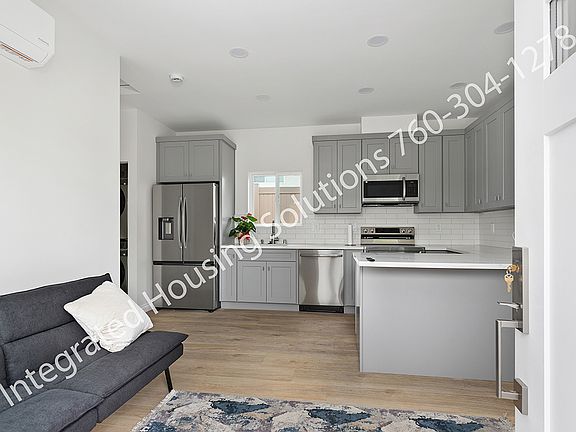 11488 Bellatrix Ct, San Diego, CA 92126 | Zillow