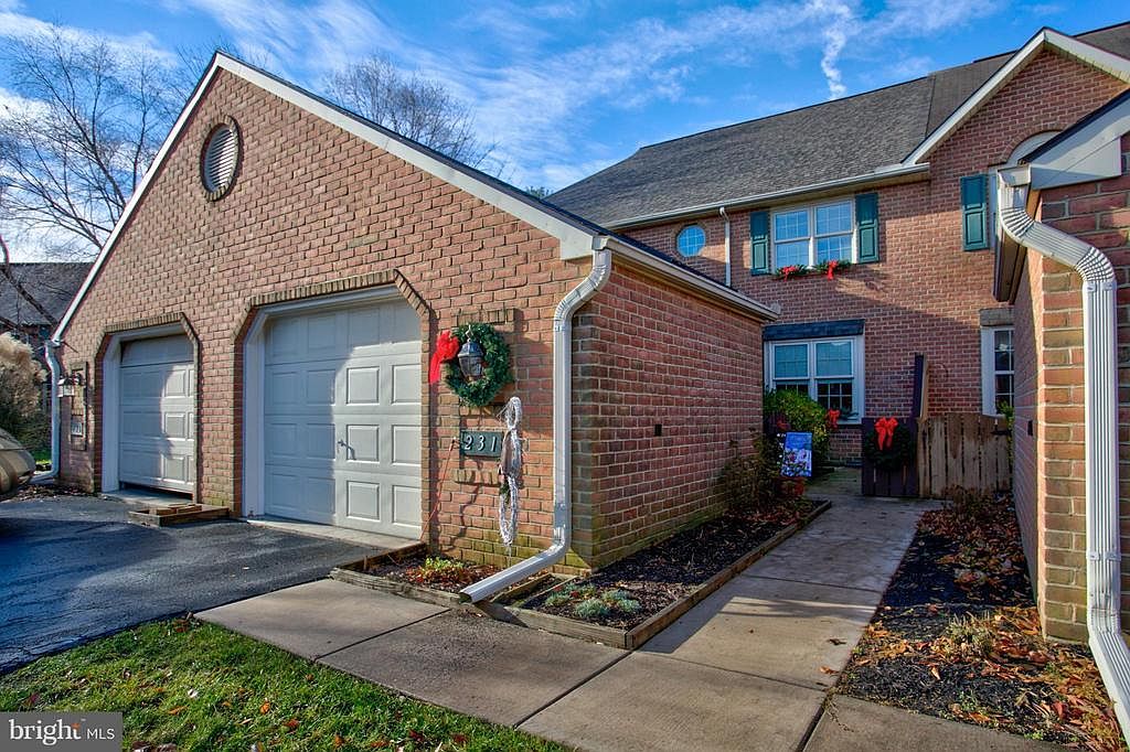 231 Pine Bridge Ln, Lancaster, PA 17603 | Zillow