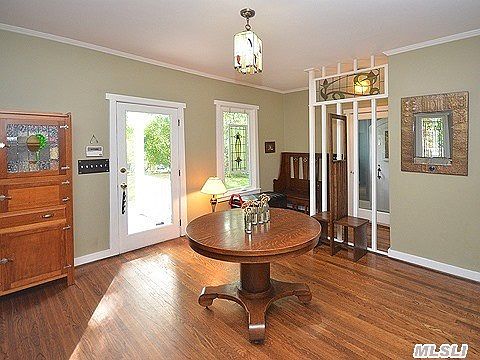 207 Prospect Ave, Sea Cliff, NY 11579 | Zillow