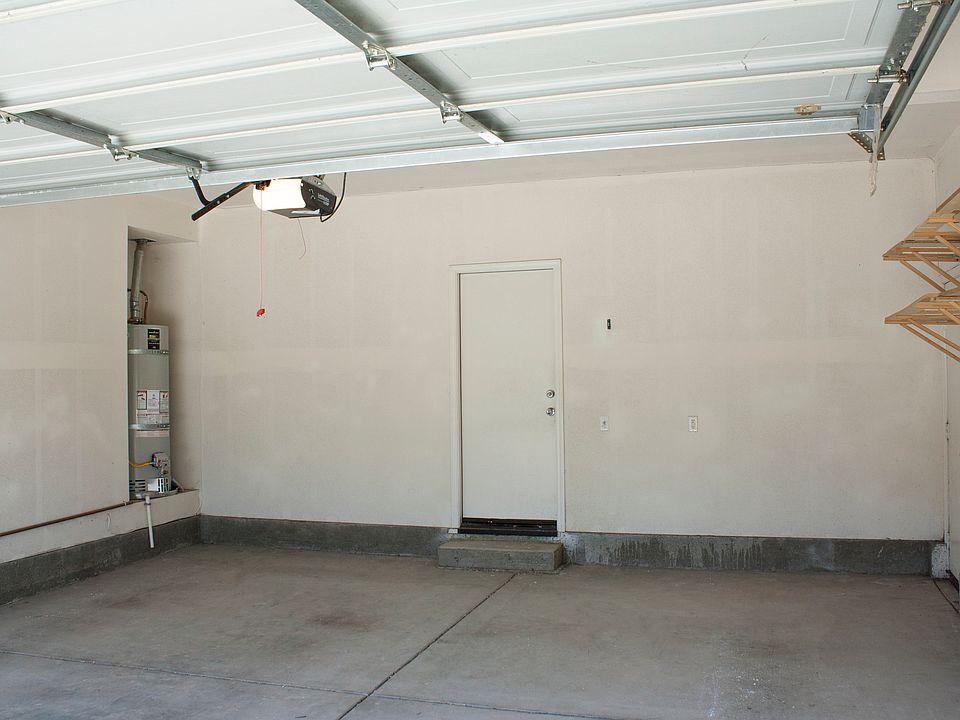 4547 Nicole Way, Riverside, CA 92501 | Zillow