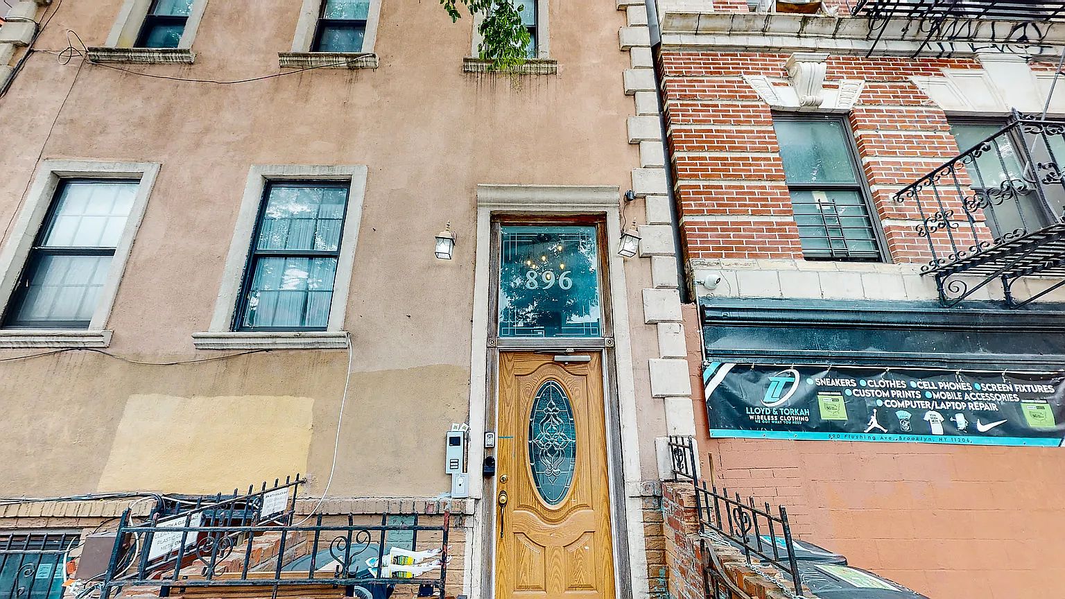 896 Flushing Ave #HSE, Brooklyn, NY 11206 | Zillow