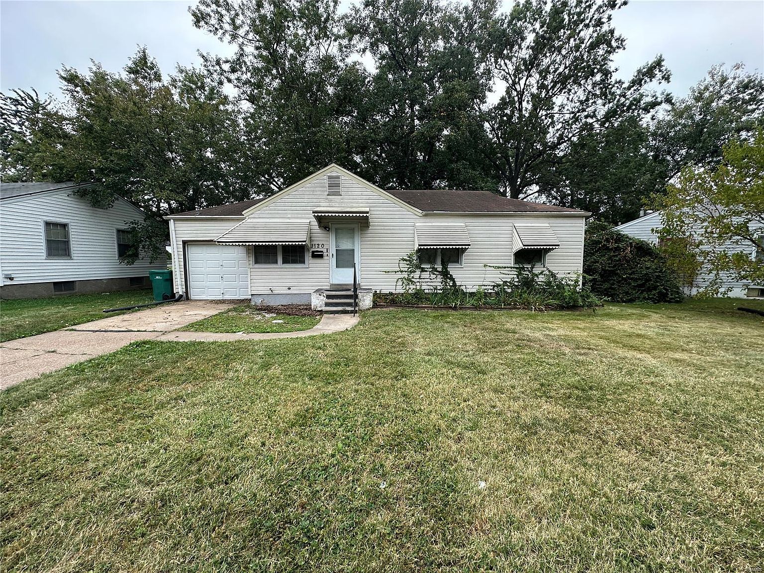 1120 Addison Dr, Saint Louis, MO 63137 | Zillow