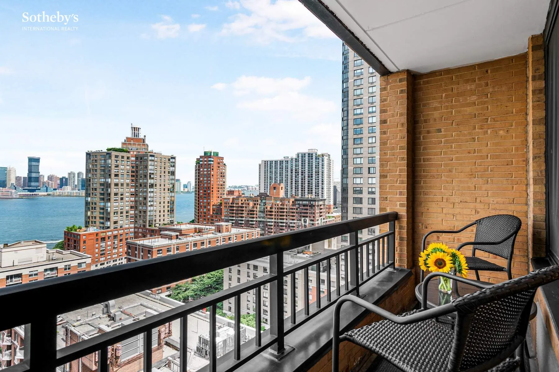 99 Battery Place #19F in Battery Park City, Manhattan | StreetEasy
