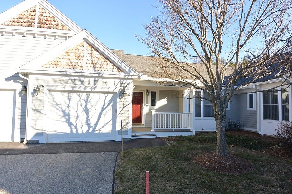 3 Autumn Dr #F, Hudson, MA 01749 | Zillow
