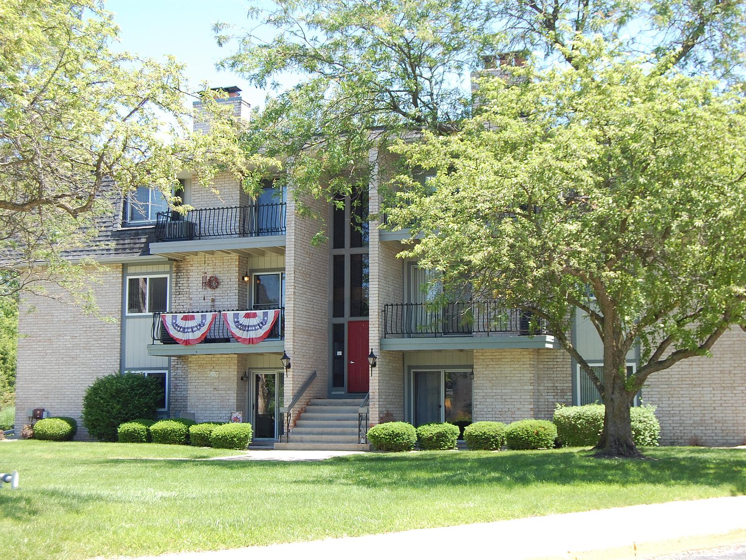 1725 Homan Dr APT 105, Schererville, IN 46375 | Zillow
