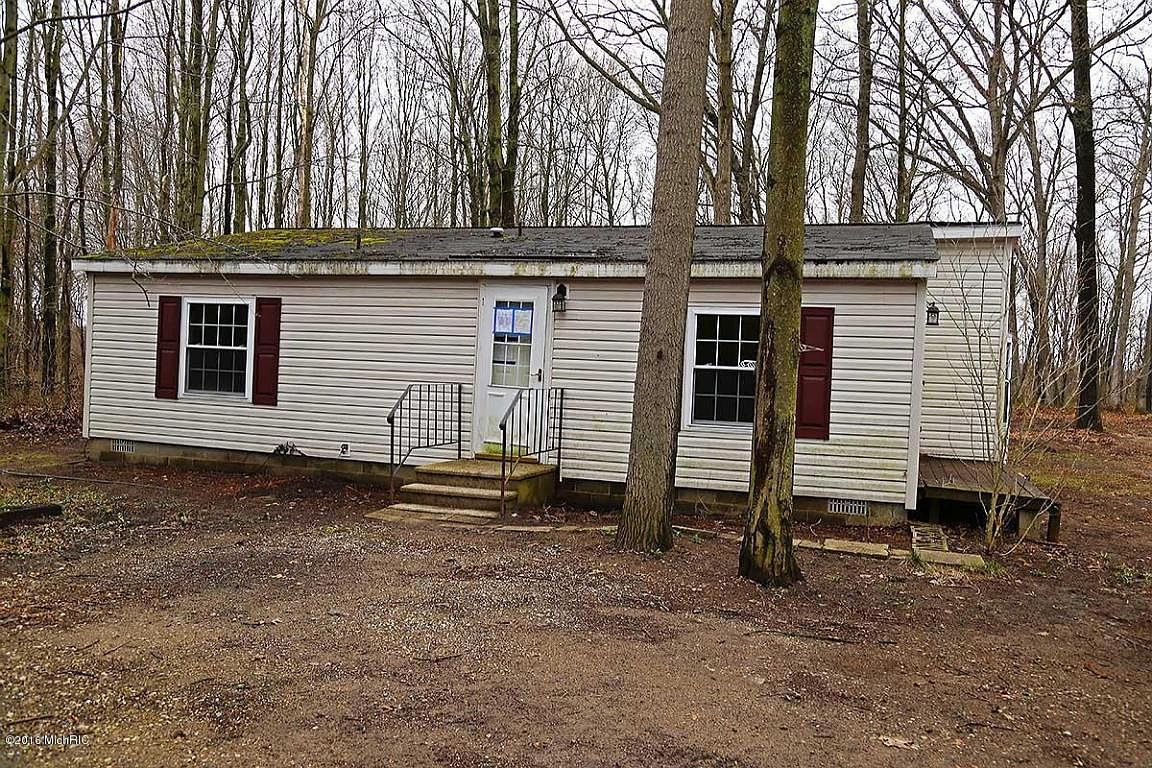 1160 56th St, Pullman, MI 49450 | Zillow