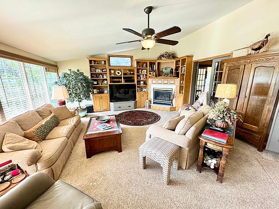 55711 893rd Rd, Fordyce, NE 68736 | Zillow