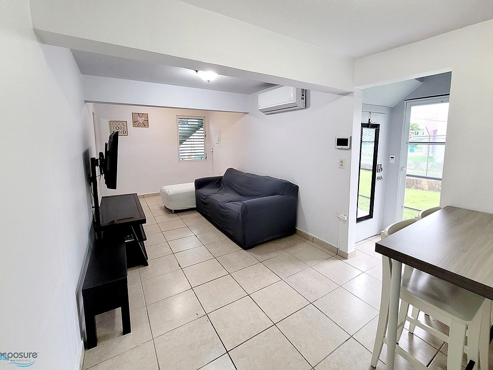 Casa En Calle Mercurio Interior, Vega Baja, PR 00693 | Zillow