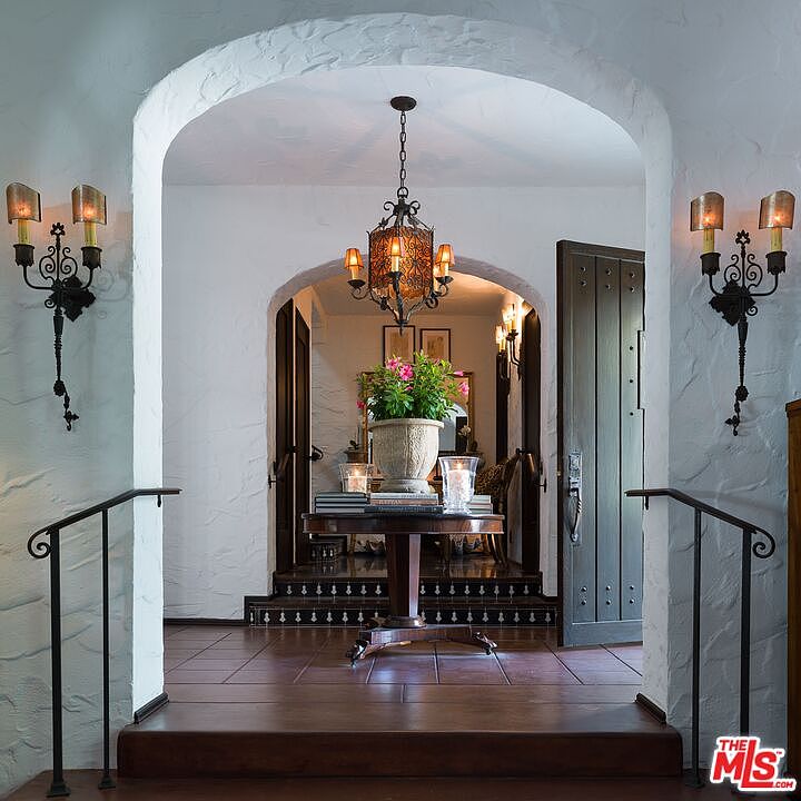 1700 E Altadena Dr, Altadena, CA 91001 | MLS #23-241773 | Zillow