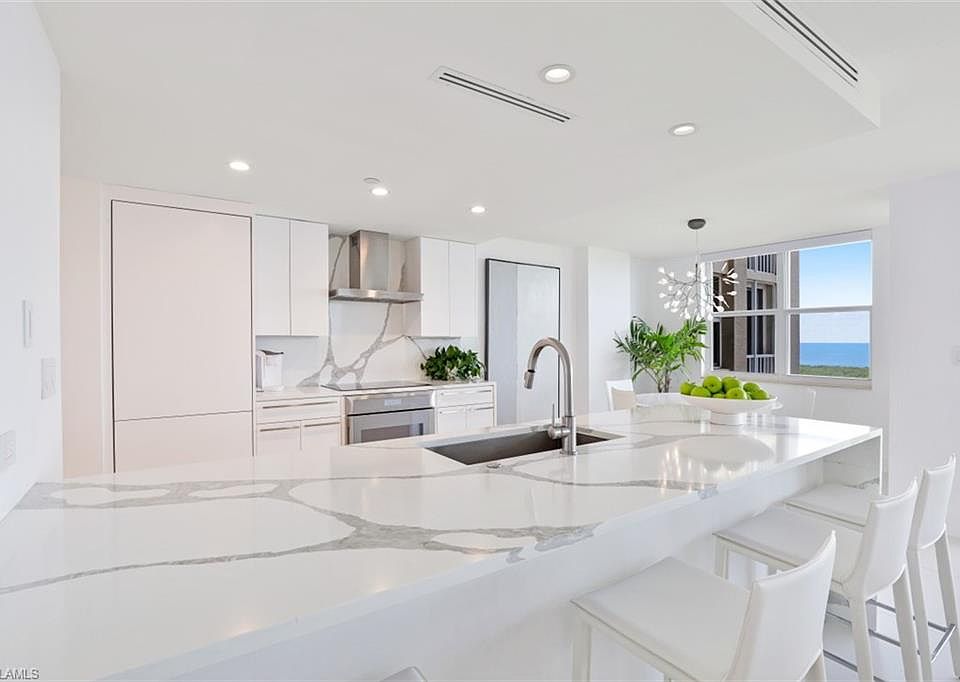 6585 Nicholas Blvd Naples, FL, 34108 - Apartments for Rent | Zillow