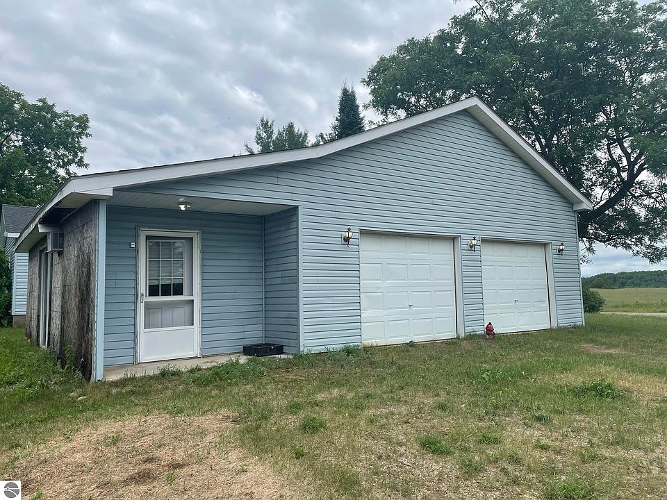 923 Mayhew Rd, Rose City, MI 48654 | MLS #1913102 | Zillow
