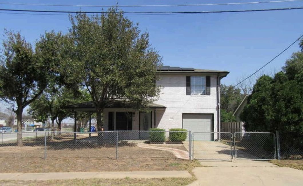 6300 Crumley Ln, Austin, TX 78741 | Zillow