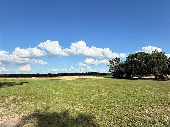 701 E 2nd St, Le Roy, KS 66857 | MLS #2592837 | Zillow
