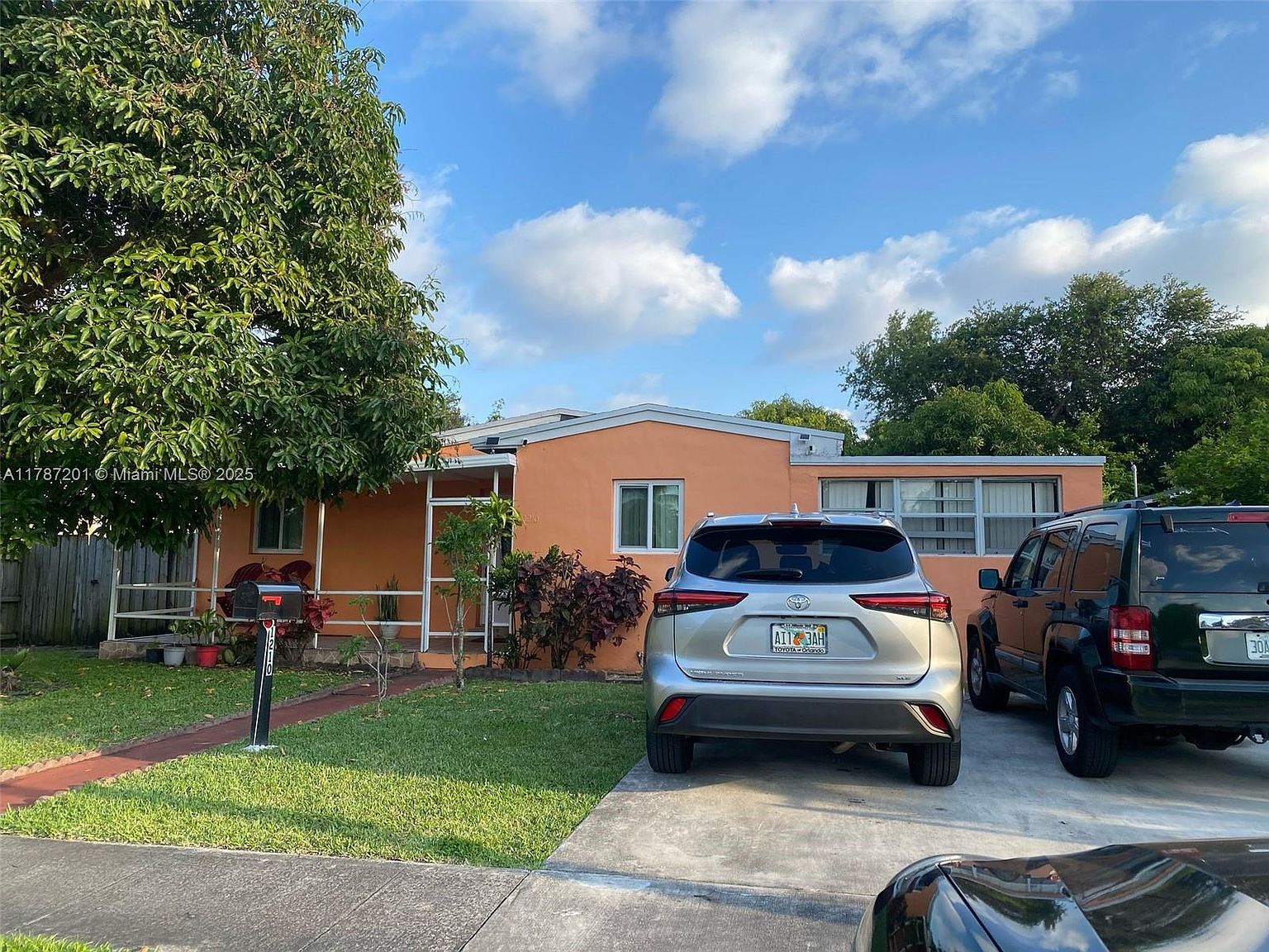 1210 NE 158th St #A, Miami, FL 33162 | Zillow