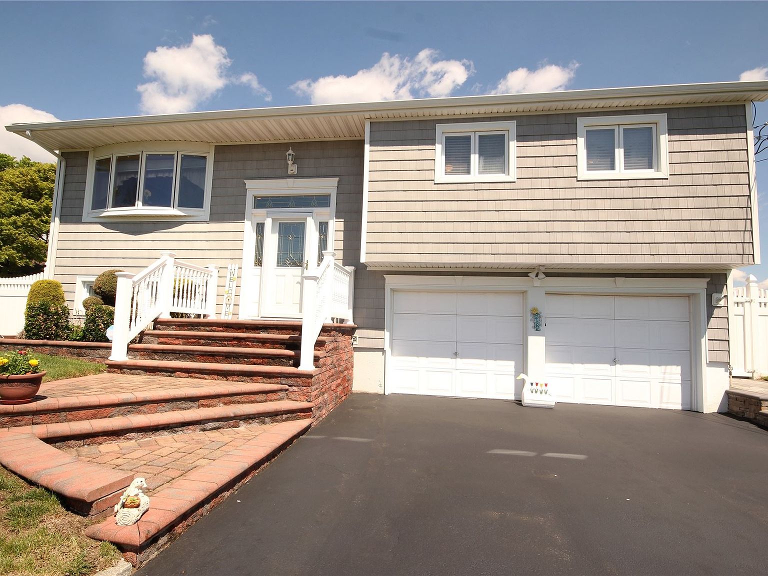 19 Erin Court, Islip Terrace, NY 11752 | Zillow