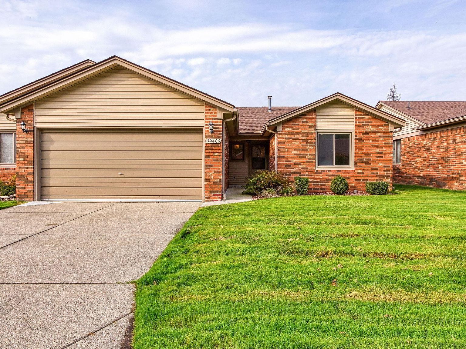 32465 Stoneybrook Ln, Fraser, MI 48026 | Zillow