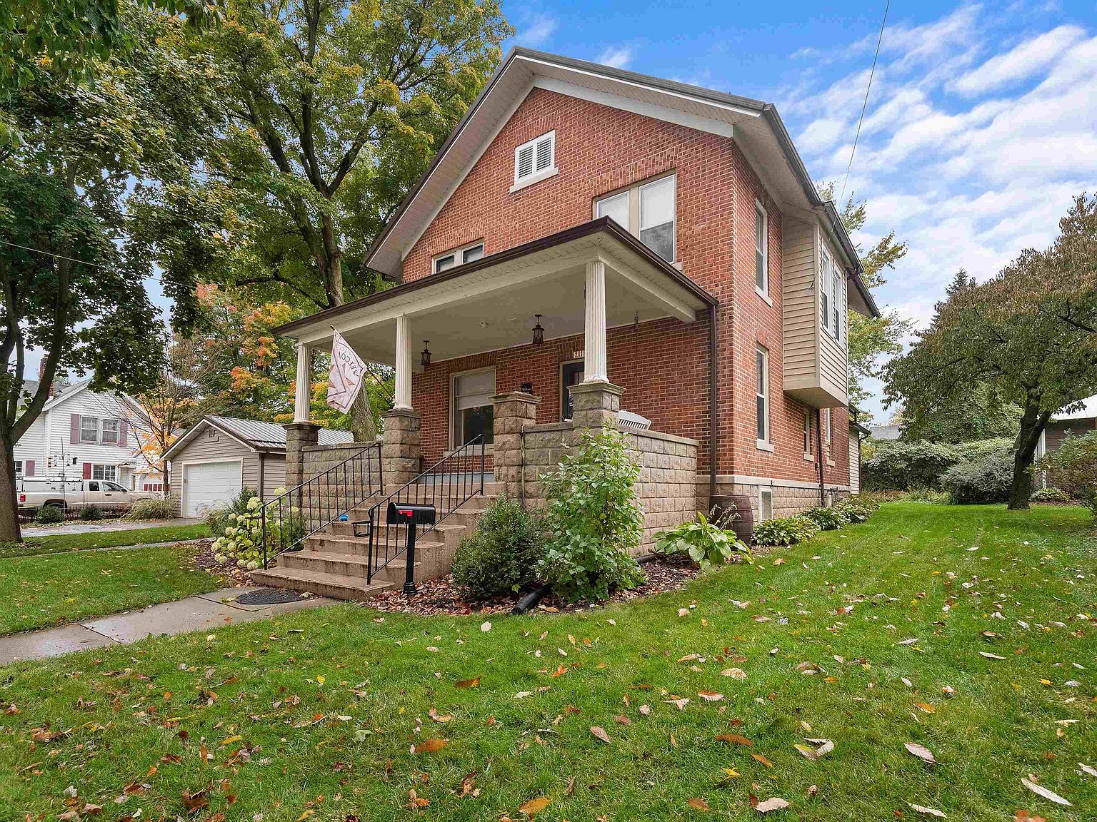 211 N Washington St, Angola, IN 46703 | MLS #202338808 | Zillow