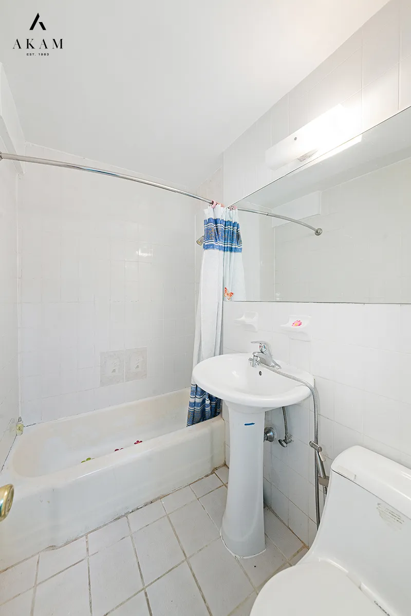 579 West 215th Street #5D in Inwood, Manhattan | StreetEasy